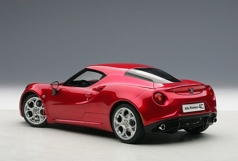 1:18 Alfa Romeo 4C - Red – Echuca Scale Model Cars