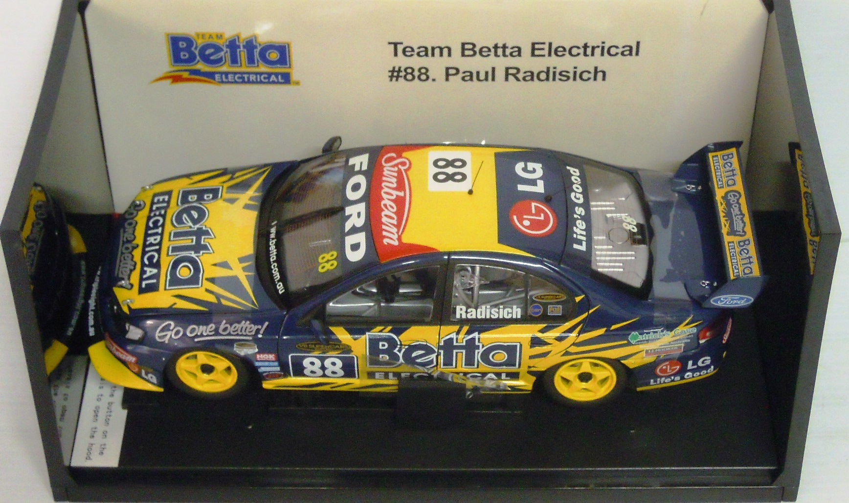 1:18 Ford BA Falcon XR8 #88 - 2004 - Supercars Championship - Team Bet ...